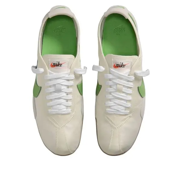 Nike Moon Shoe "sail Chlorophyll" Lace Up Sneakers - Sail/chlorophyll
