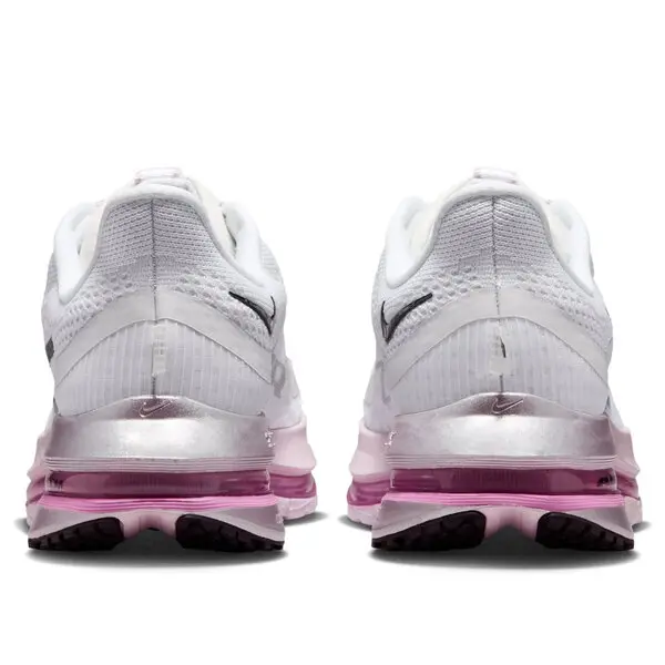 Nike Pegasus Premium Sneakers - White