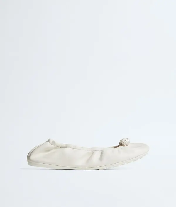 Bottega Veneta Fantasmina Ballerina - Alabaster