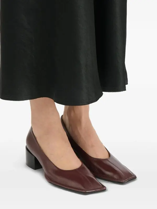 MAISON MARGIELA Piped Shiny Nappa Leather Pump - Brown