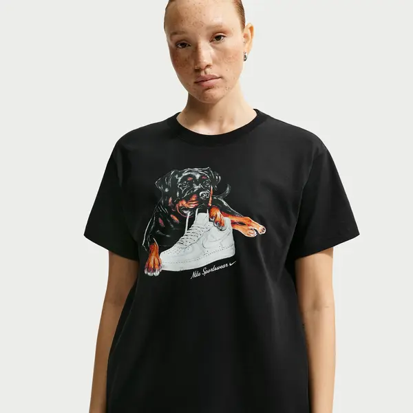 Nike Sportswear Classic Oversized T-shirt