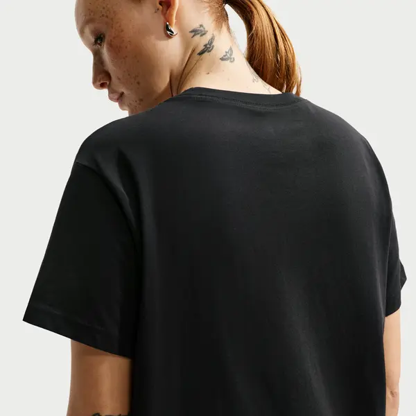 Nike Sportswear Classic Oversized T-shirt