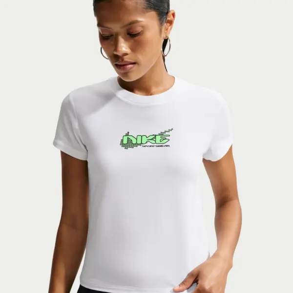 Nike Sportswear Chill Knit Slim Mod-cropped T-shirt - White