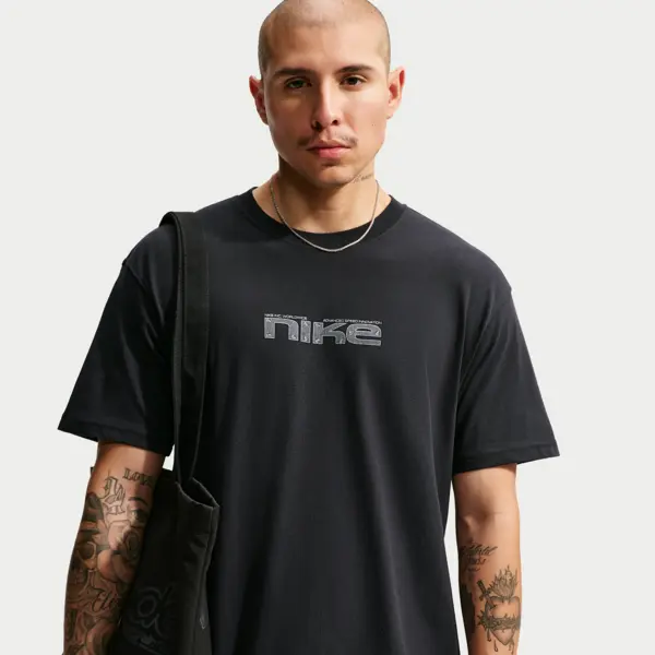 Nike Sportswear T-shirt - Black