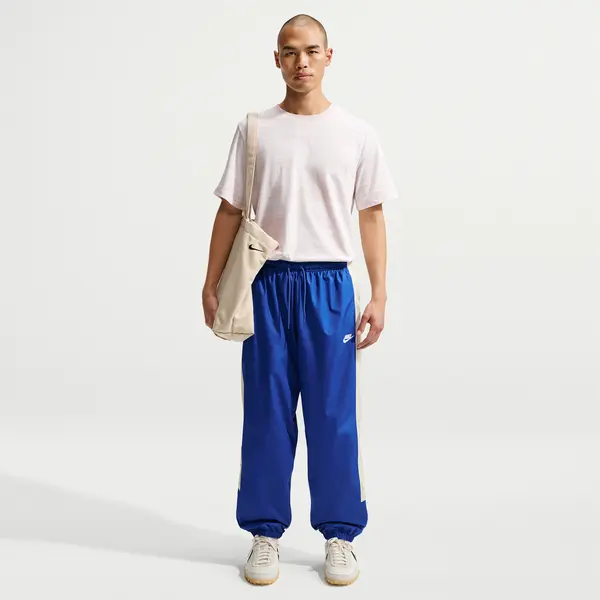 Nike Sportswear Striped T-shirt