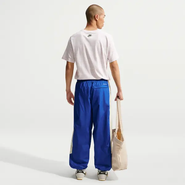 Nike Sportswear Striped T-shirt