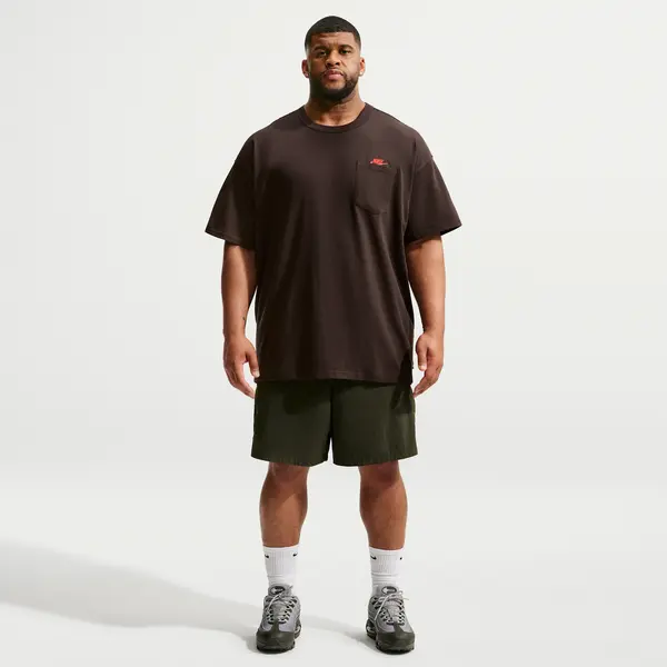 Nike Sportswear Premium Essentials T-shirt