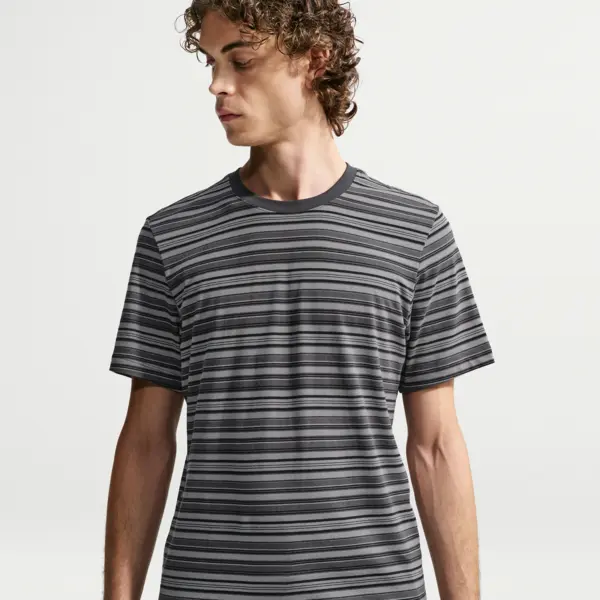 Nike Sportswear Striped T-shirt