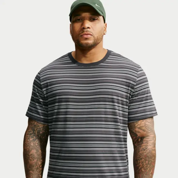 Nike Sportswear Striped T-shirt