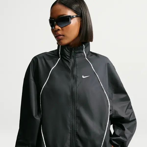Nike Oversized Repel Windbreaker - Black