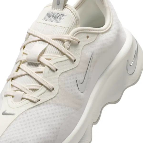 Nike Motiva 2 Walking Shoes