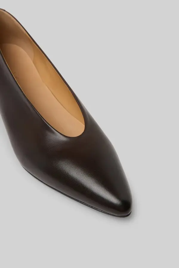 Marsèll Longiforma V-neck Heeled Pumps