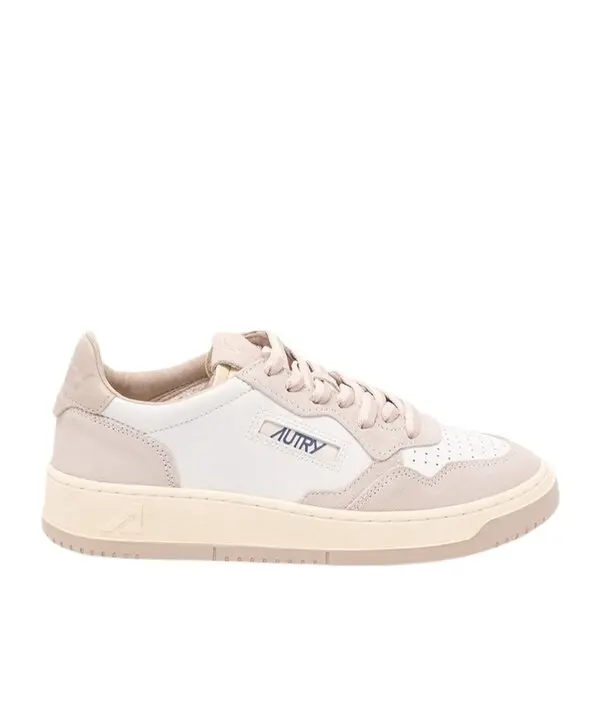 AUTRY Medalist Low Top Sneakers - Nude