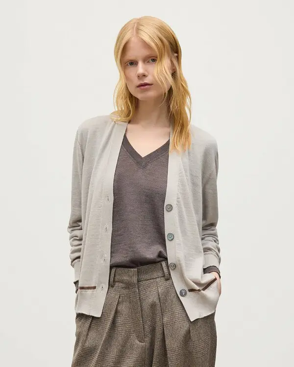 Johnstons Of Elgin Effie Superfine Cashmere V-neck Cardigan - Cream
