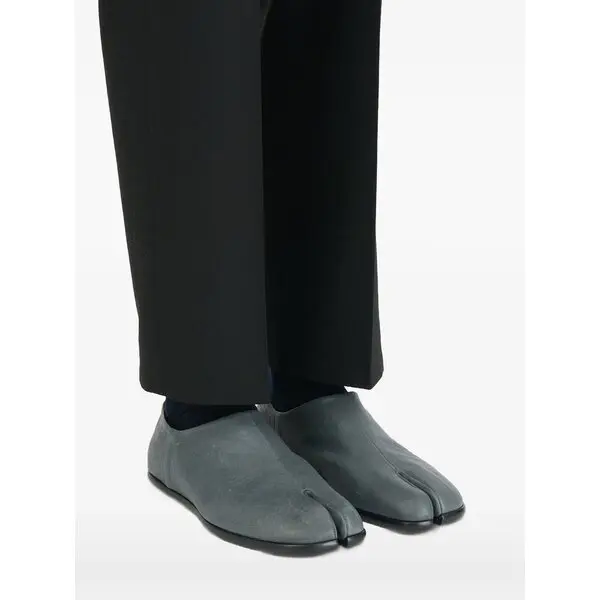 MAISON MARGIELA Grey Aged Leather Tabi Split Toe Loafers - Gray