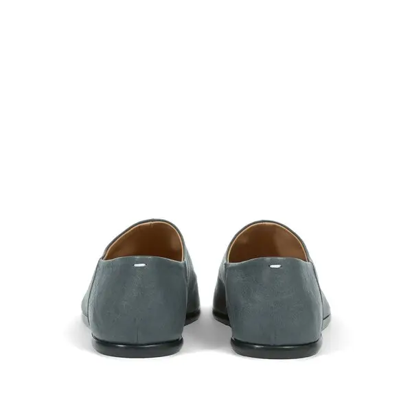 MAISON MARGIELA Grey Aged Leather Tabi Split Toe Loafers - Gray