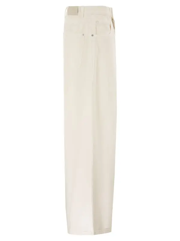 Brunello Cucinelli Relaxed Fit Dyed Denim Trousers With Monile Embellishment - Cream