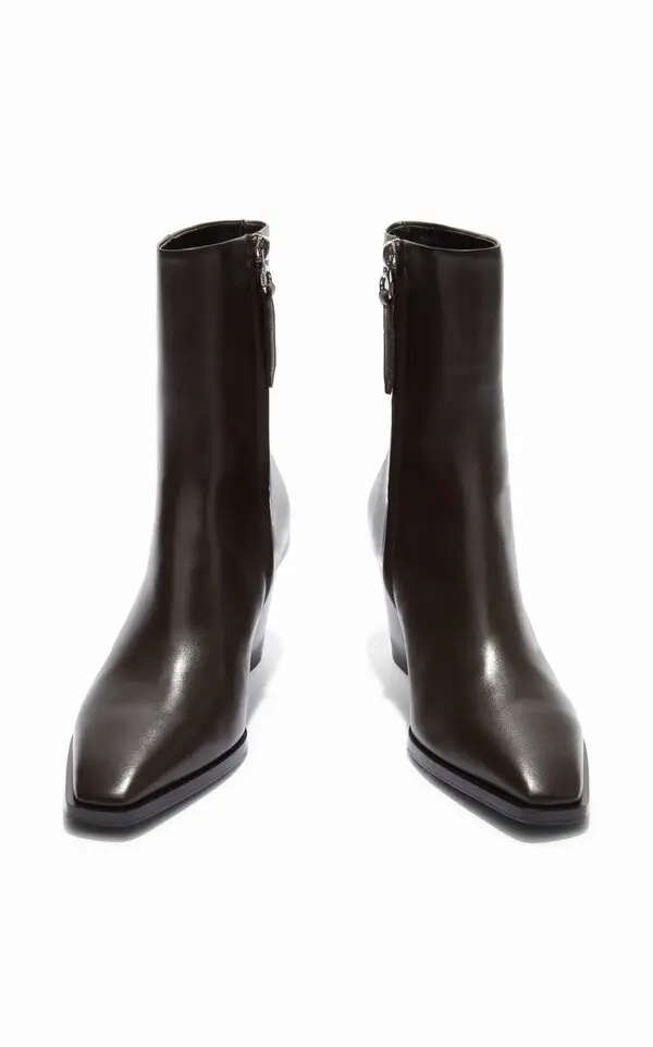 AeydĒ Hedvig Leather Ankle Boots