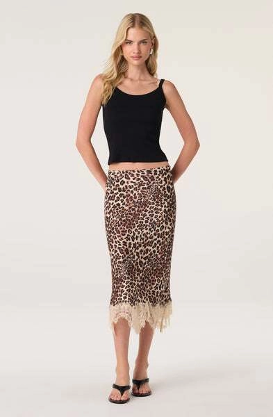 Astr The Label Eilinna Lace Hem Satin Midi Skirt