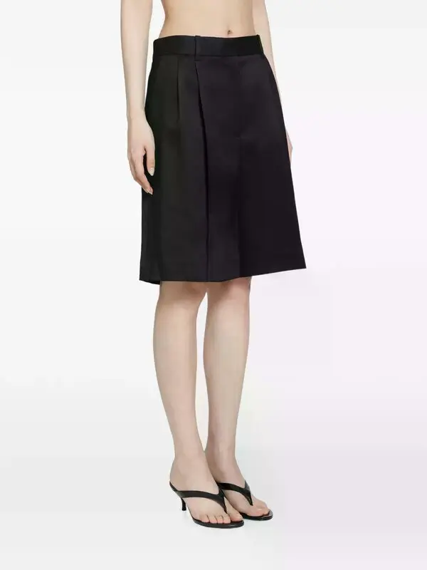 Khaite Auggie Pleated Shorts