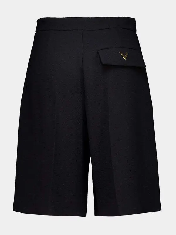 Valentino Garavani Vlogo Plaque Pleated Shorts