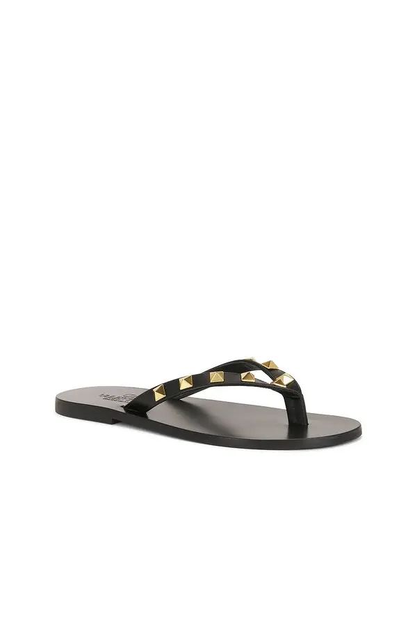 Valentino Garavani Rockstud Thong Sandal