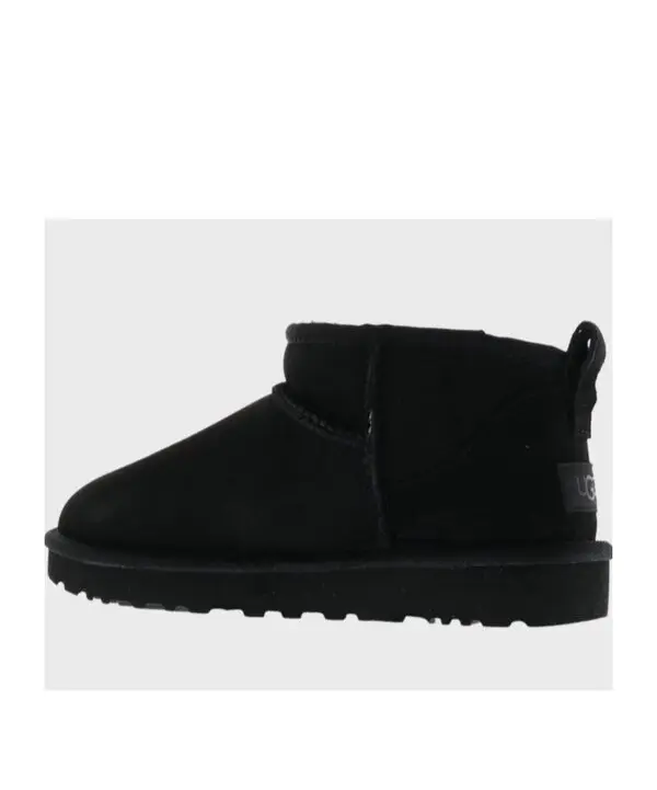 UGG Logo Short Boots