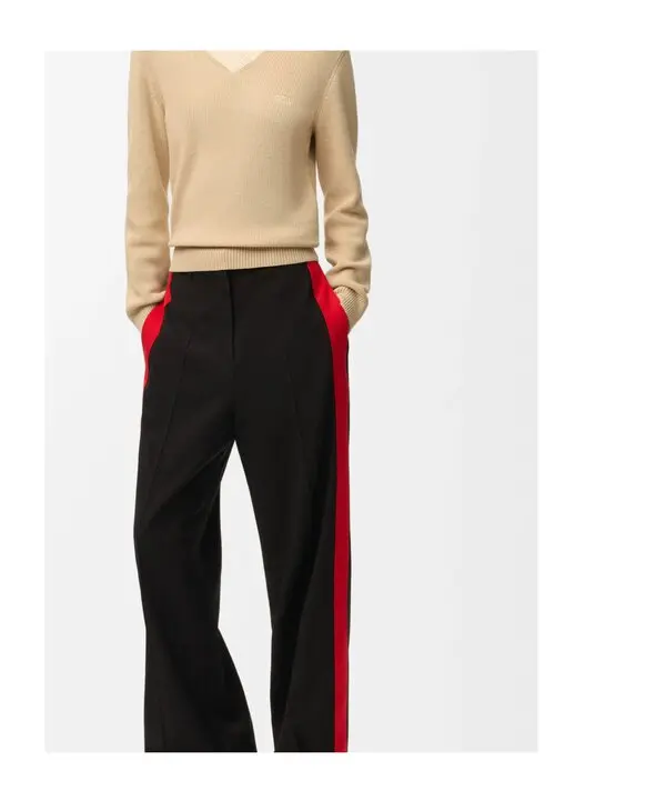 Loewe Long-sleeved V-neck Sweater - Beige/white