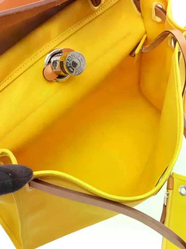 Hermès 2019 Toile Herbag Zip 31 Satchel