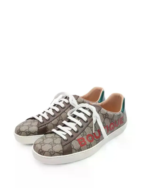 Gucci 2020 Gg Supreme Boutique Sneakers - Neutrals