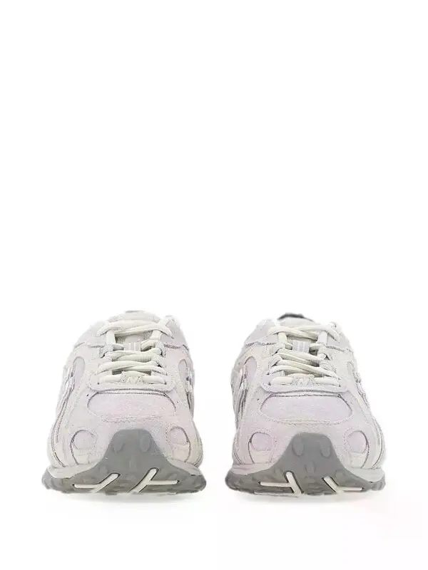 NEW BALANCE 204l Suede Sneakers - Grey