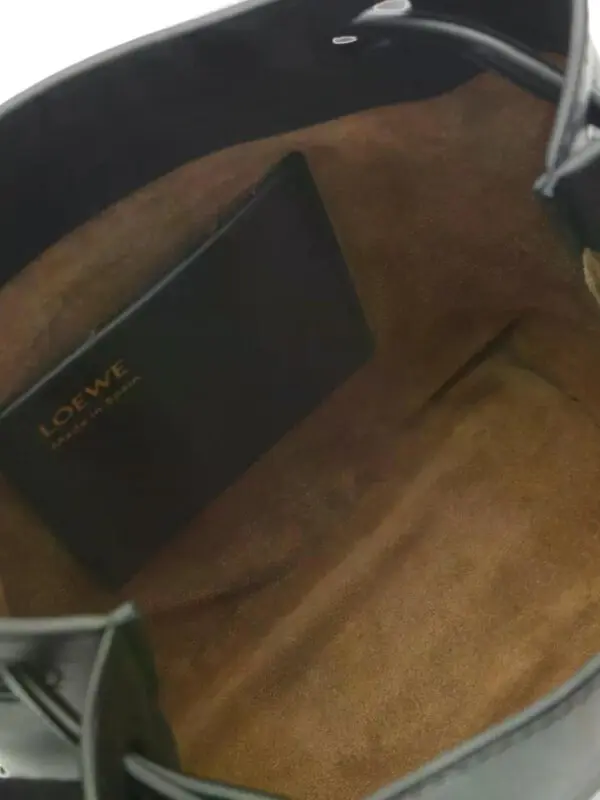 Loewe Pebble Leather Cross Body Bag - Black