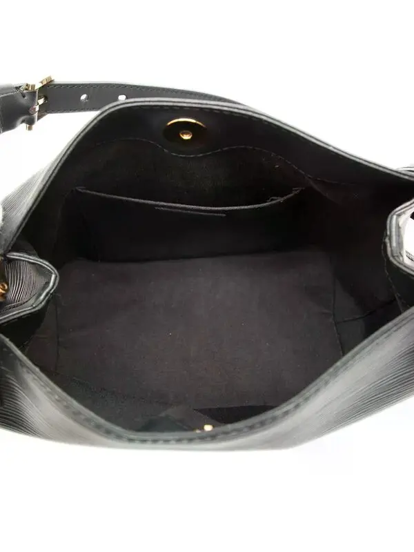 LOUIS VUITTON 2005 Epi Mandara Pm Shoulder Bag