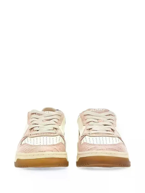 AUTRY Medalist Low Crocodile-embossed Sneakers