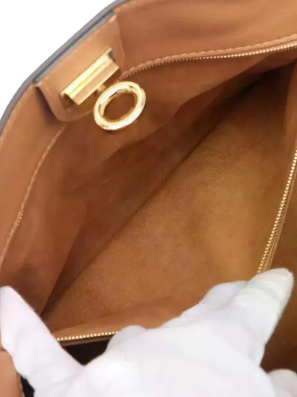LOUIS VUITTON 2021-2026 Monogram On My Side Mm Satchel