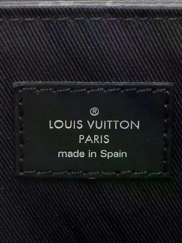 LOUIS VUITTON 2020 Monogram Eclipse District Pm Crossbody Bag