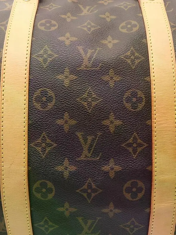 LOUIS VUITTON Keepall Bandoulière Monogram Holdall