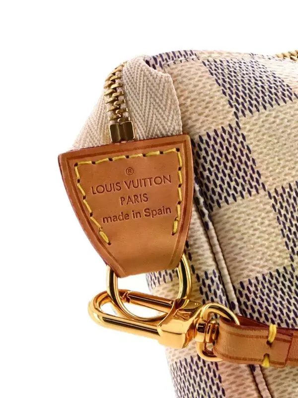 LOUIS VUITTON Pochette Accessoires Damier Clutch Bag