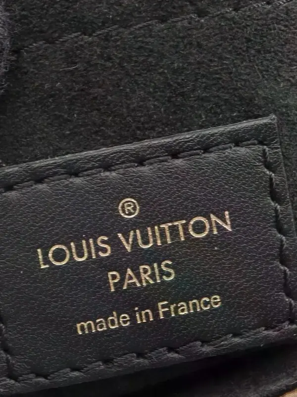 LOUIS VUITTON Monogram Locky Tote Bag - Brown