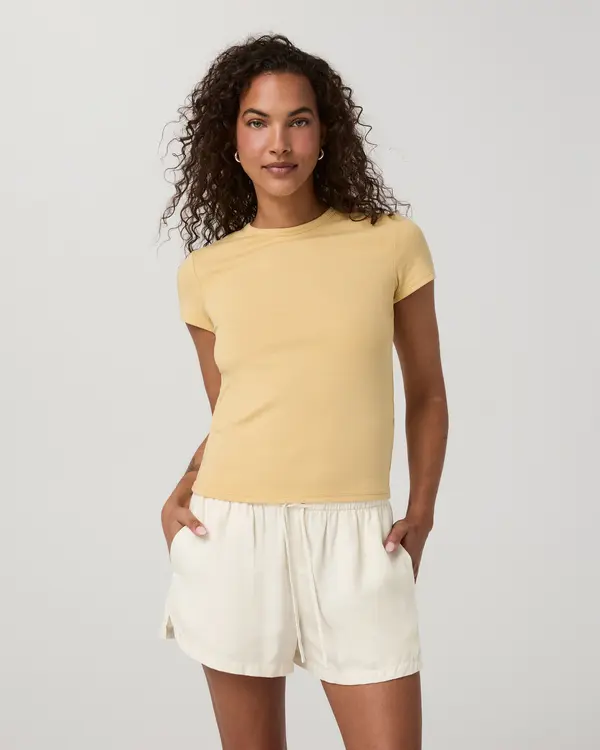Vuori Everyday Cotton Stretch Fitted T-shirt - Butter