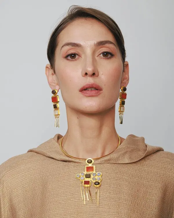 BOHÈME BY VÉRO Bronzite & Moonstone Nefertiti Collar Necklace