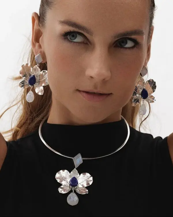 BOHÈME BY VÉRO Orchidea Earrings With Moonstone And Lapis Lazuli