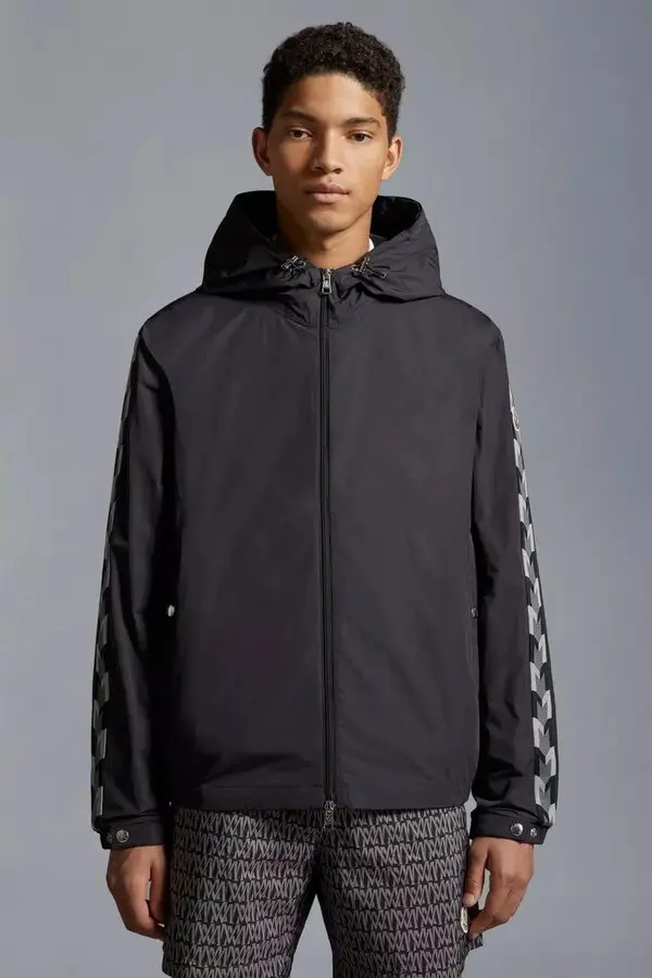 Moncler Moyse Zip-up Jacket