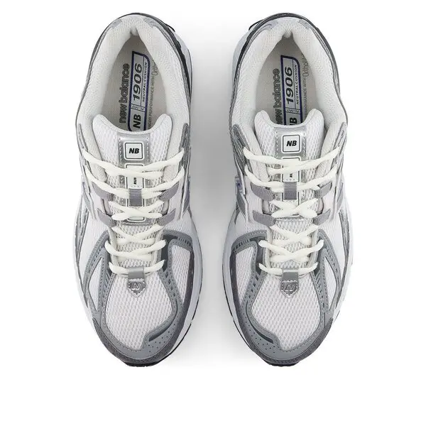 NEW BALANCE 1906r Sneakers