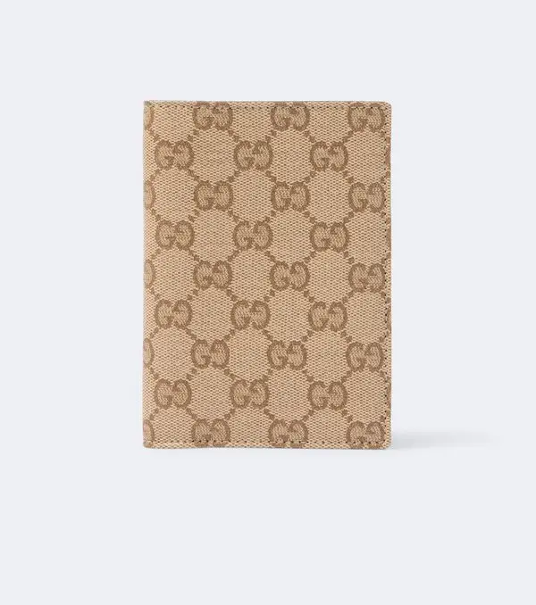 Gucci Essence Classic Gg Canvas Passport Holder - Beige