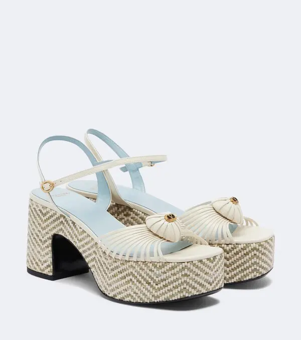 Valentino Garavani C?ur Royal Leather Platform Sandals