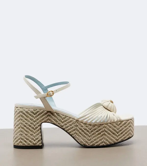 Valentino Garavani C?ur Royal Leather Platform Sandals