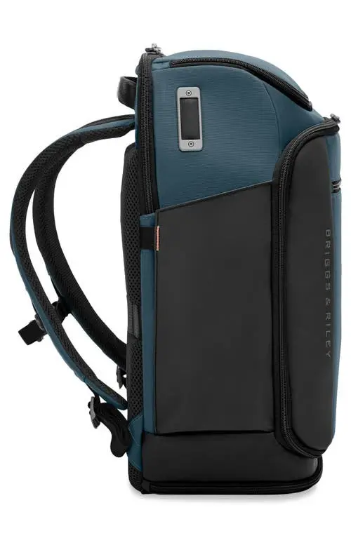 Briggs & Riley U-zip Travel Backpack