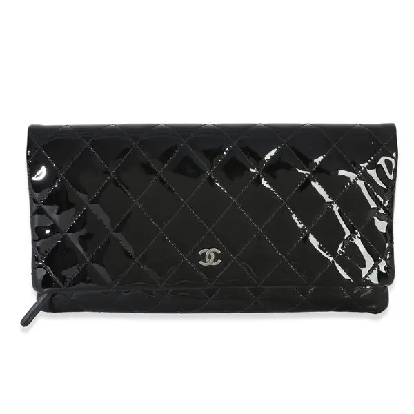 Chanel Quilted Patent Beauty Cc Clutch - Black