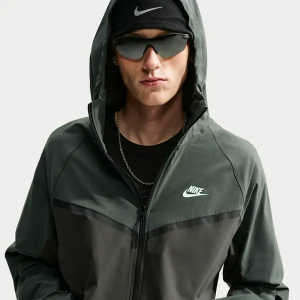 Nike Tech Dri-fit Woven Full-zip Windrunner Jacket